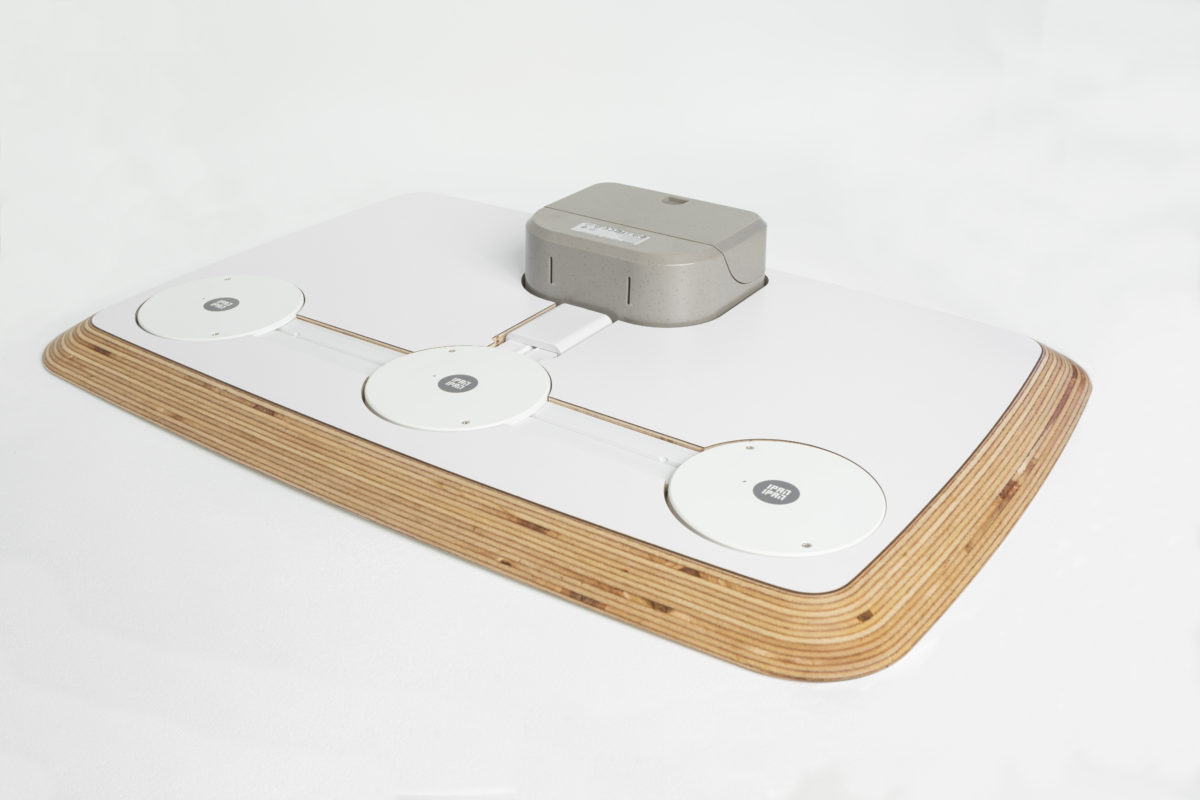 EASY CLIP range allows you to create wireless charger networks.